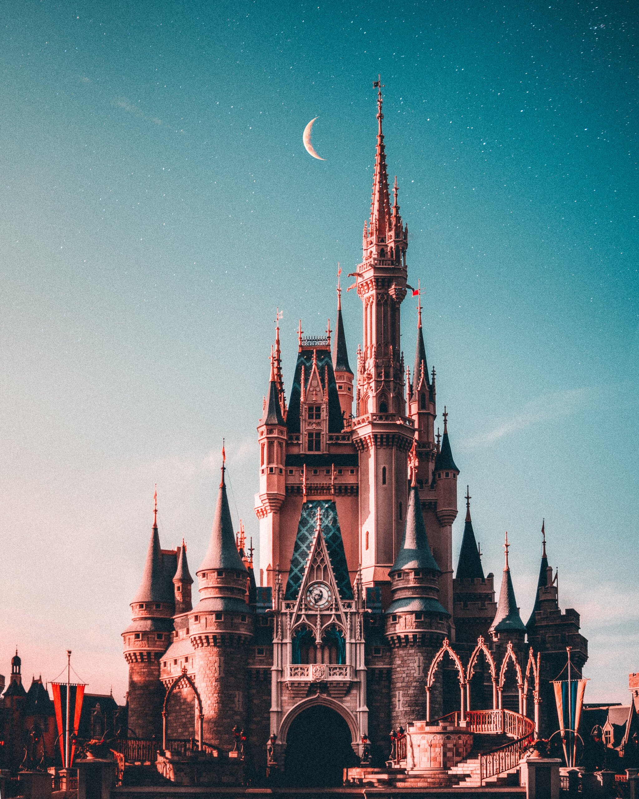 Cinderella Castle at Walt Disney World: The Insider Guide!